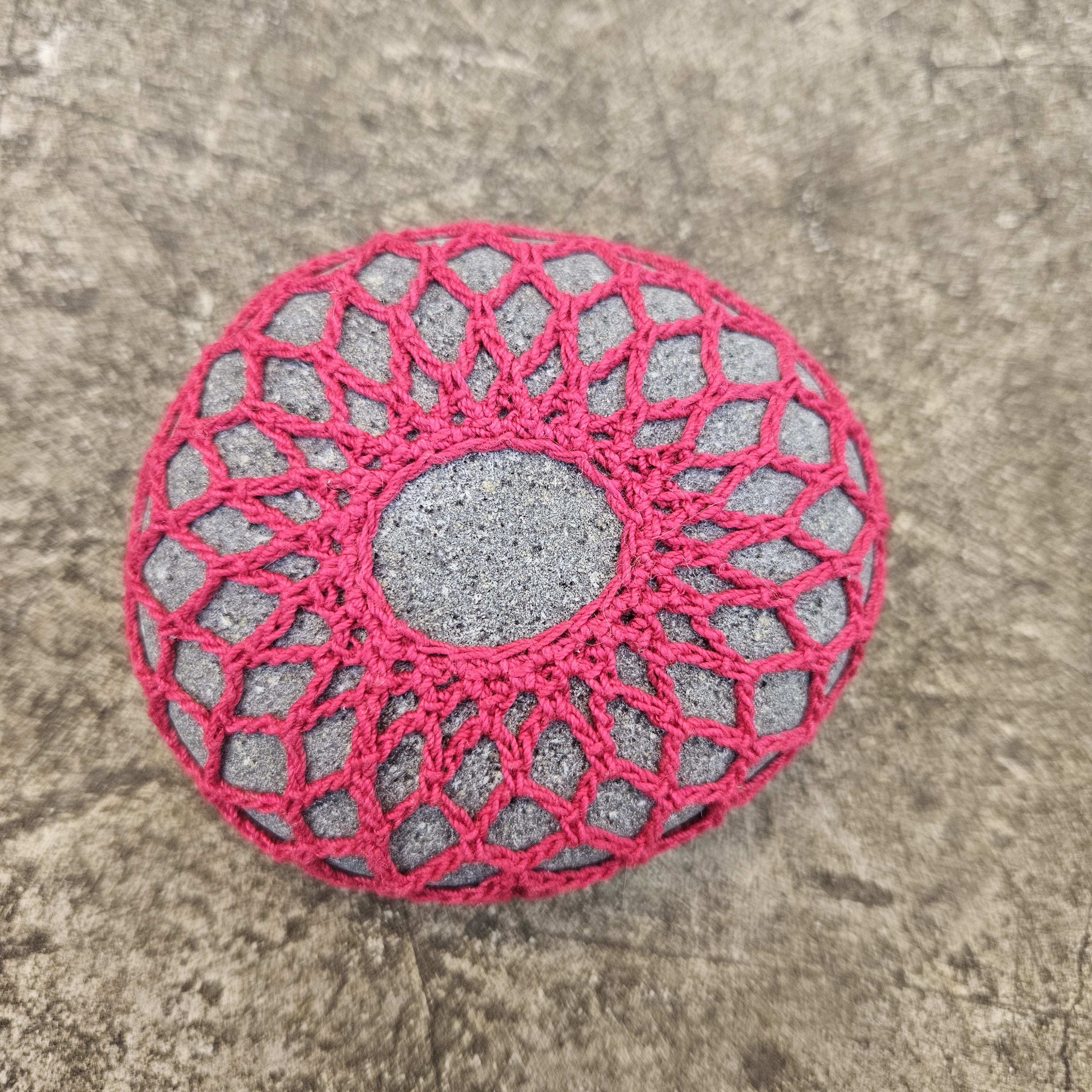 Crochet Clothed Stone #2 – free pattern – Fidgety Hands Crochet